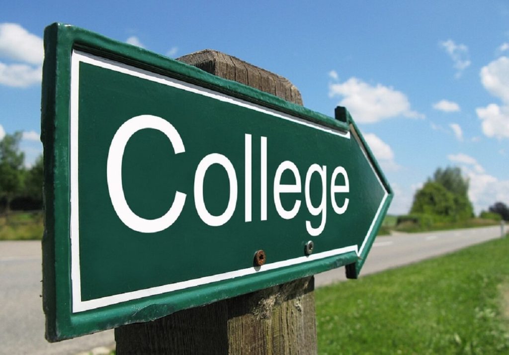 Effective Sign Guide for Colleges (2023) - Iris Signs